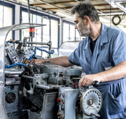 Parc-machines décolletage et usinage - DGC Industries